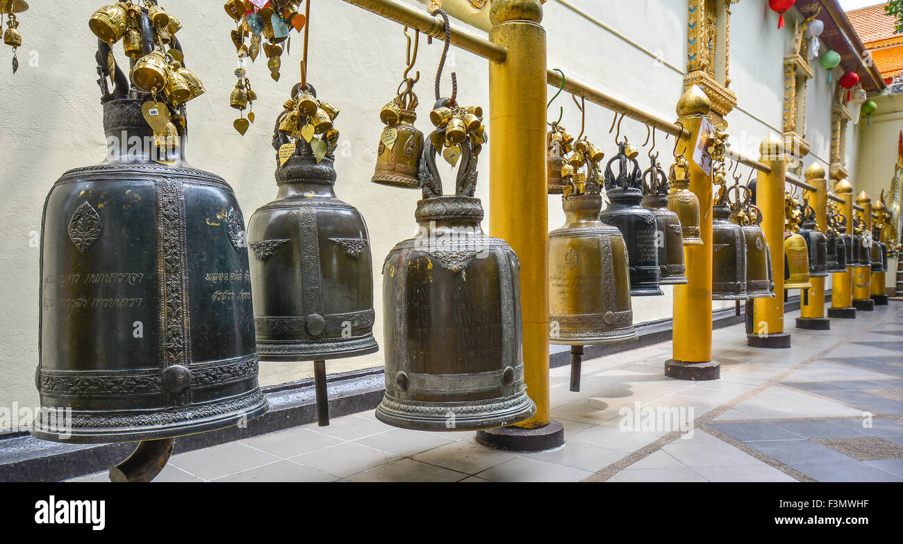 Glockenspiel glocken -Fotos und -Bildmaterial in hoher Auflösung – Alamy