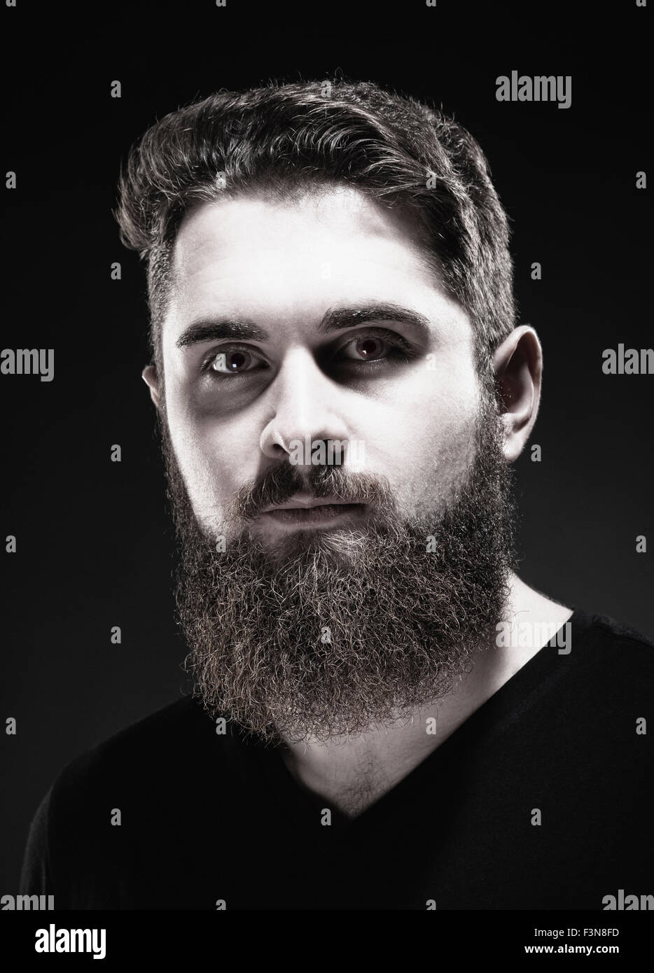 Porträt von einem Teenager Hipster mit Bart Stockfotografie - Alamy