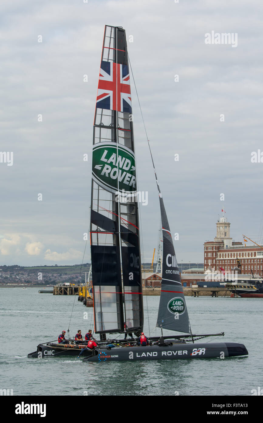 Land rover bar -Fotos und -Bildmaterial in hoher Auflösung – Alamy
