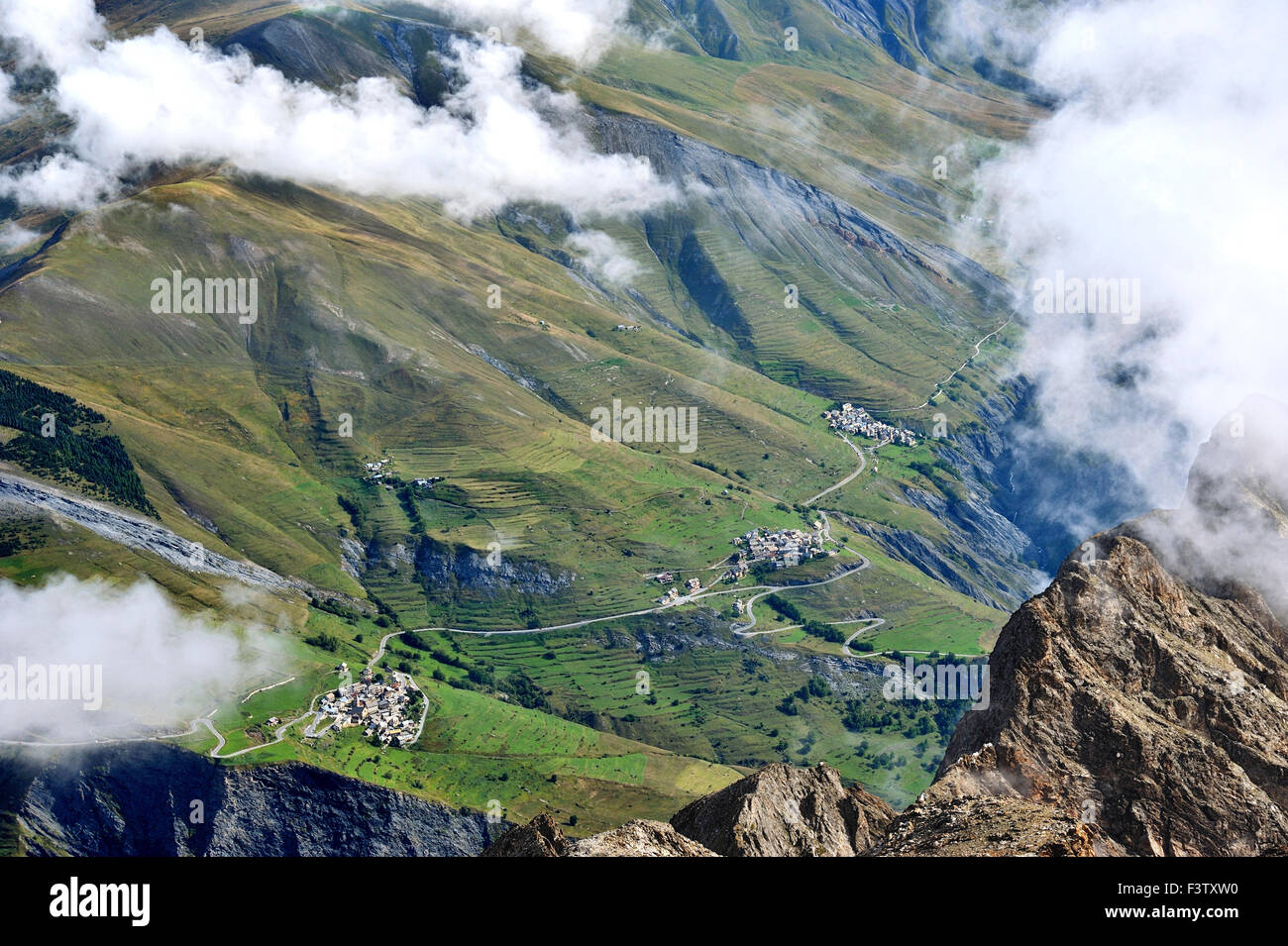 Wilde orte in den alpen -Fotos und -Bildmaterial in hoher Auflösung – Alamy