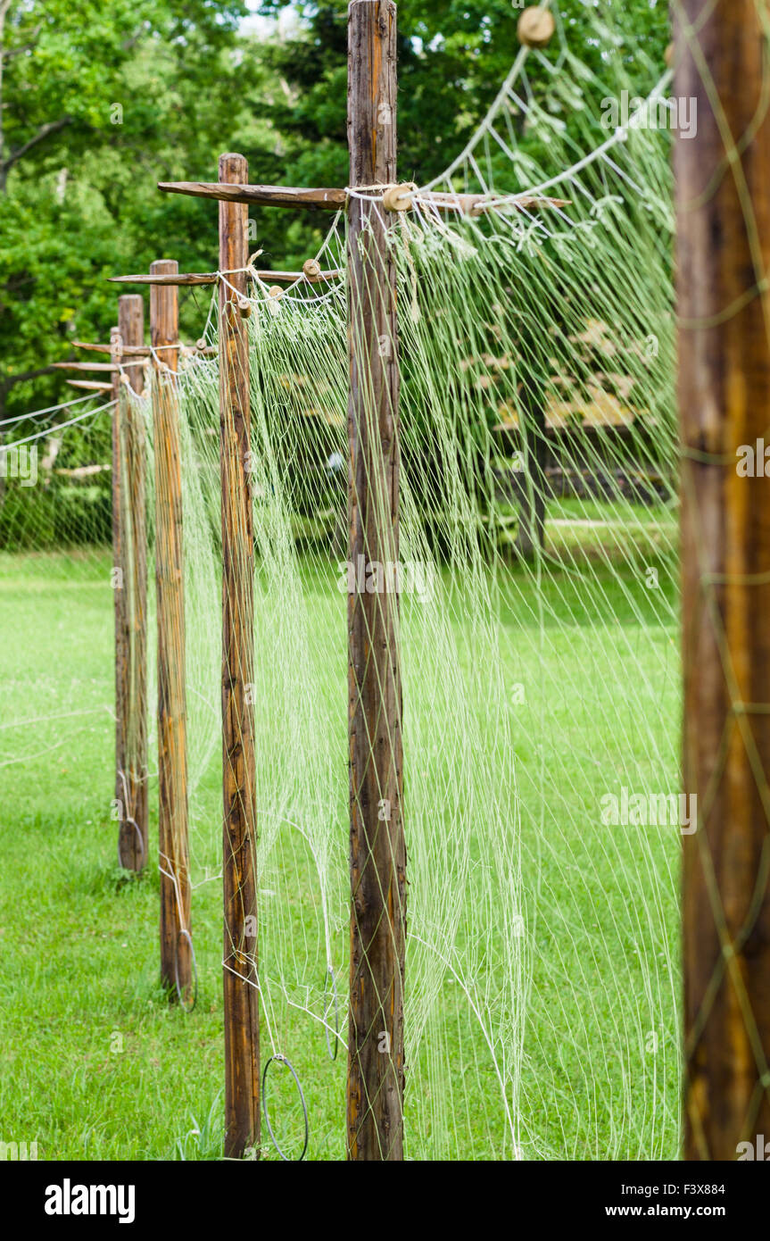 Old fishing nets -Fotos und -Bildmaterial in hoher Auflösung – Alamy