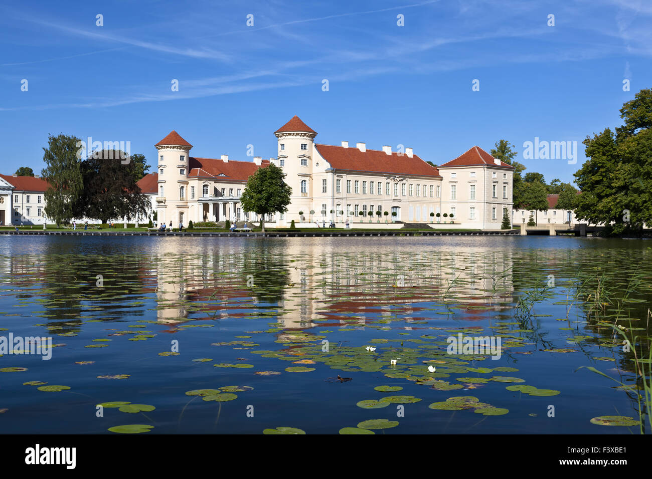 Rheinsberg rheinsberg palace -Fotos und -Bildmaterial in hoher ...