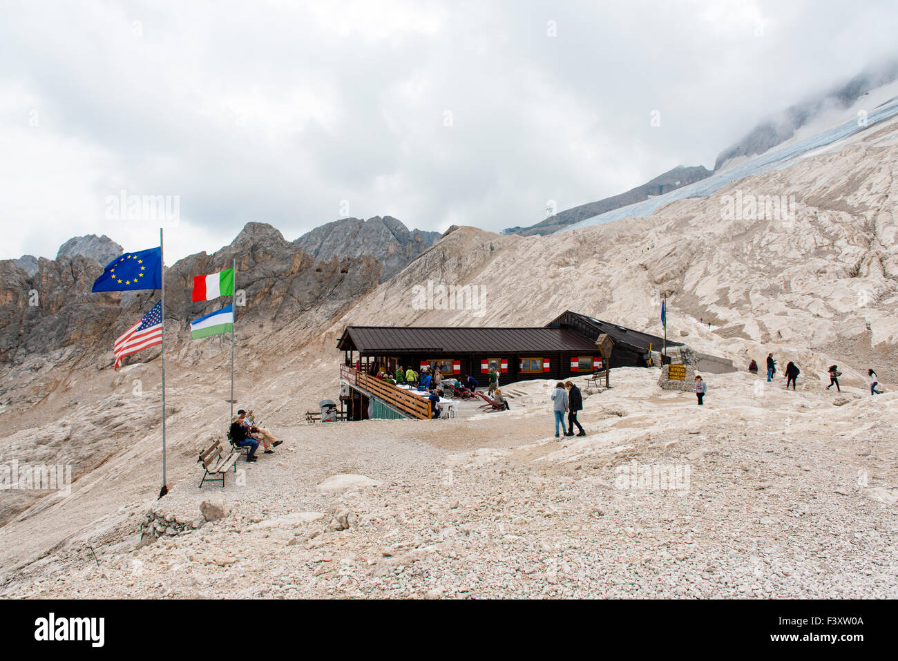 Rifugio al Ghiacciaio, Marmolada Gletscher, Ghiacciaio della Marmolada ...