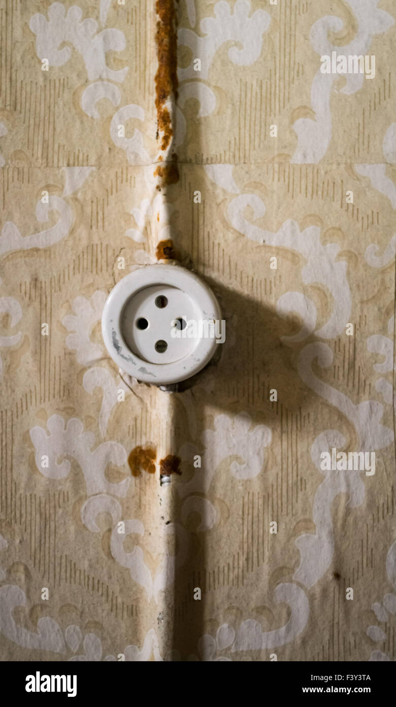 Steckdose alt -Fotos und -Bildmaterial in hoher Auflösung – Alamy