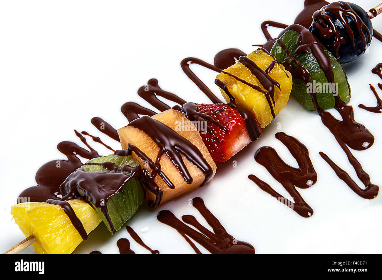 Fruit skewer -Fotos und -Bildmaterial in hoher Auflösung – Alamy