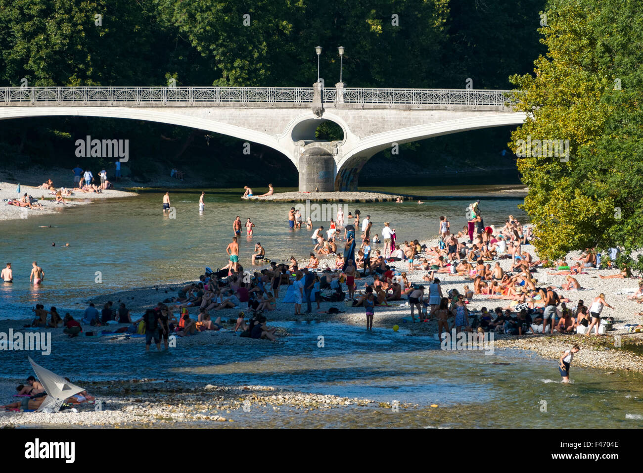 Isar strand -Fotos und -Bildmaterial in hoher Auflösung – Alamy