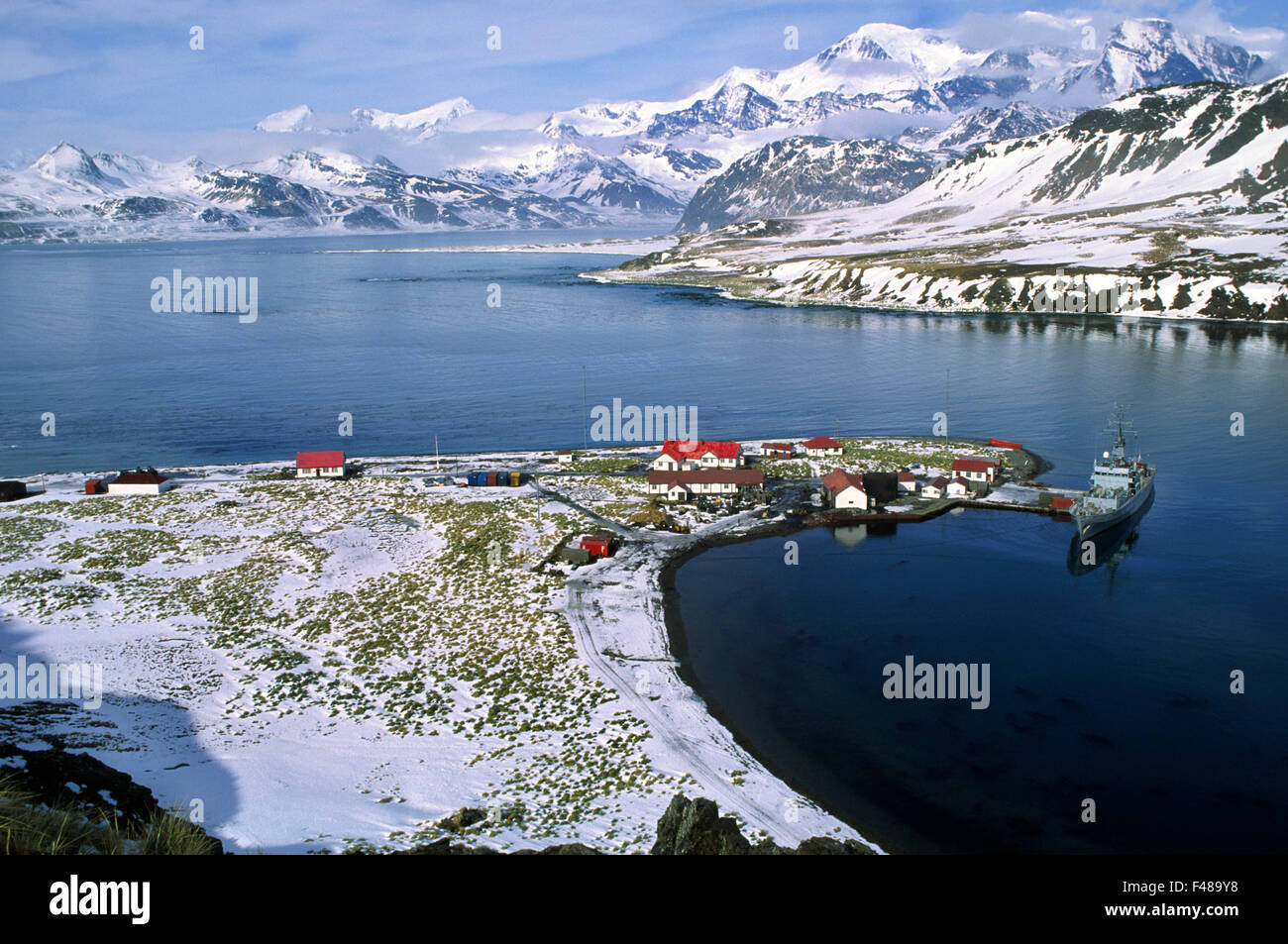 Settlement grytviken south georgia -Fotos und -Bildmaterial in hoher ...