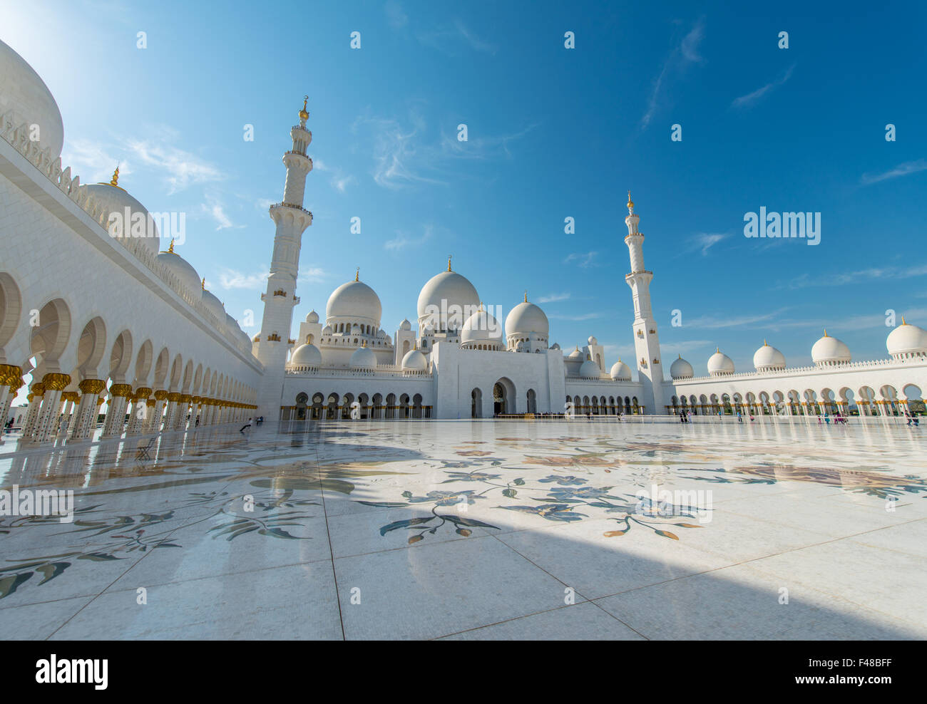 Sheikh Zayed Moschee in Abu Dhabi Stockfotografie - Alamy