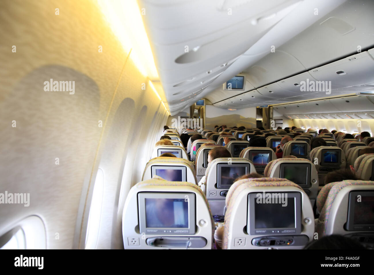 Aeroplane interior Stockfotos und -bilder Kaufen - Alamy