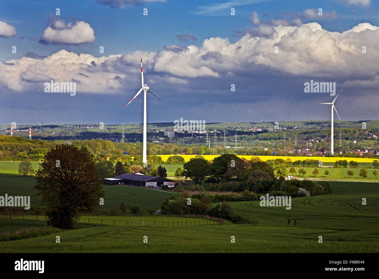 Niedriges dorf -Fotos und -Bildmaterial in hoher Auflösung – Alamy