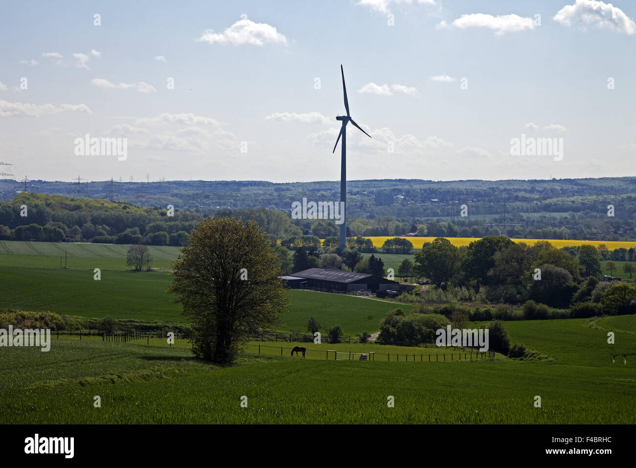 Niedriges dorf -Fotos und -Bildmaterial in hoher Auflösung – Alamy