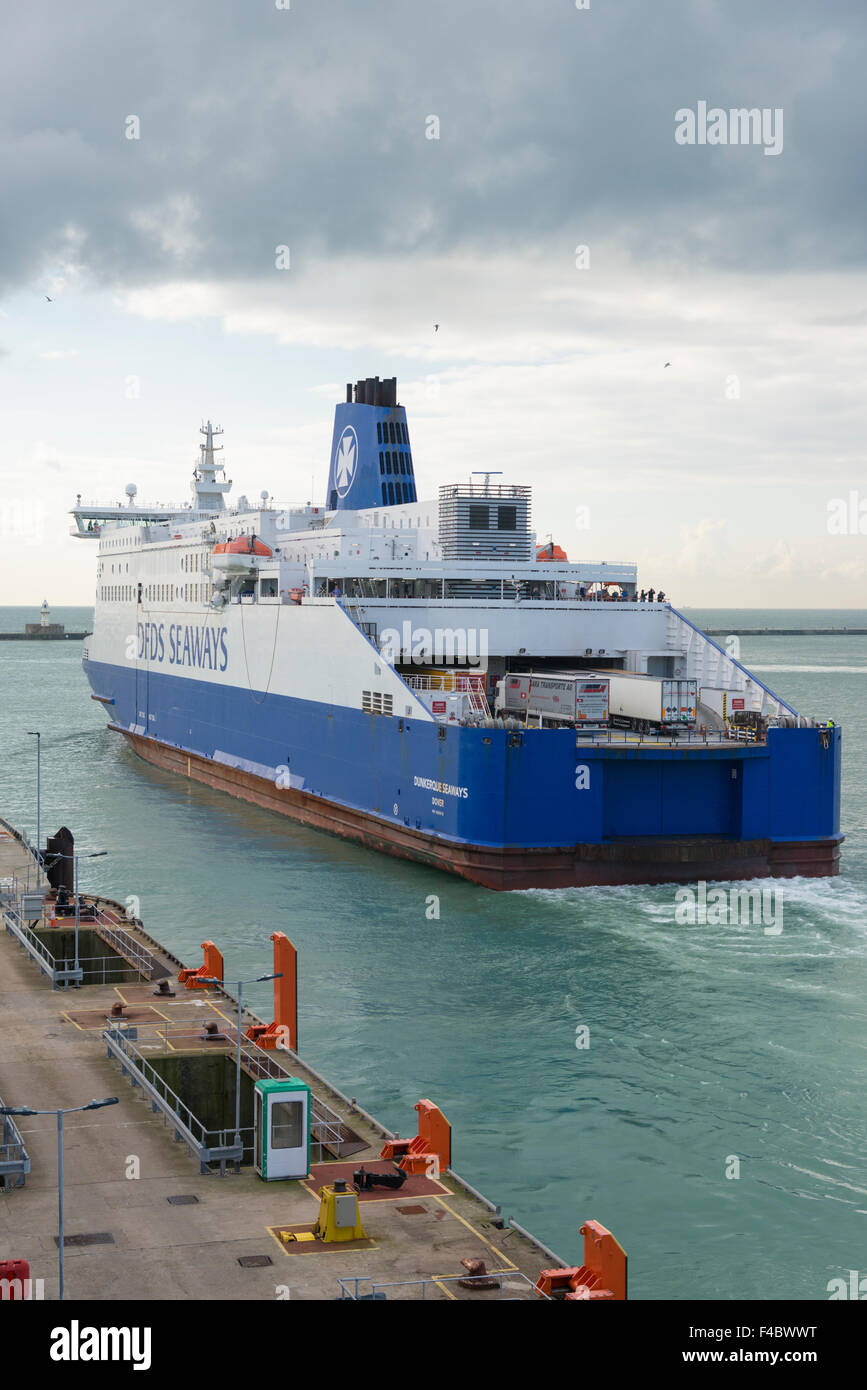 Dfds dover calais -Fotos und -Bildmaterial in hoher Auflösung – Alamy