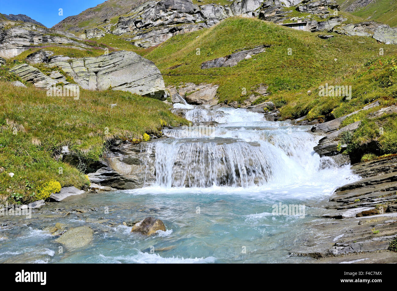 Wasserfall, Rinne in den französischen Alpen, Parc National De La ...