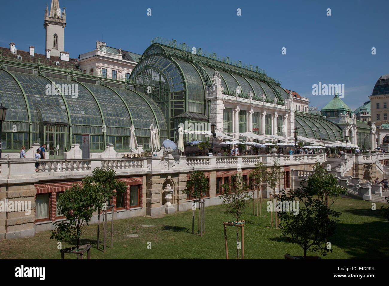 Cafe und Restaurant im Palmenhaus, Wien, Österreich Stockfotografie - Alamy
