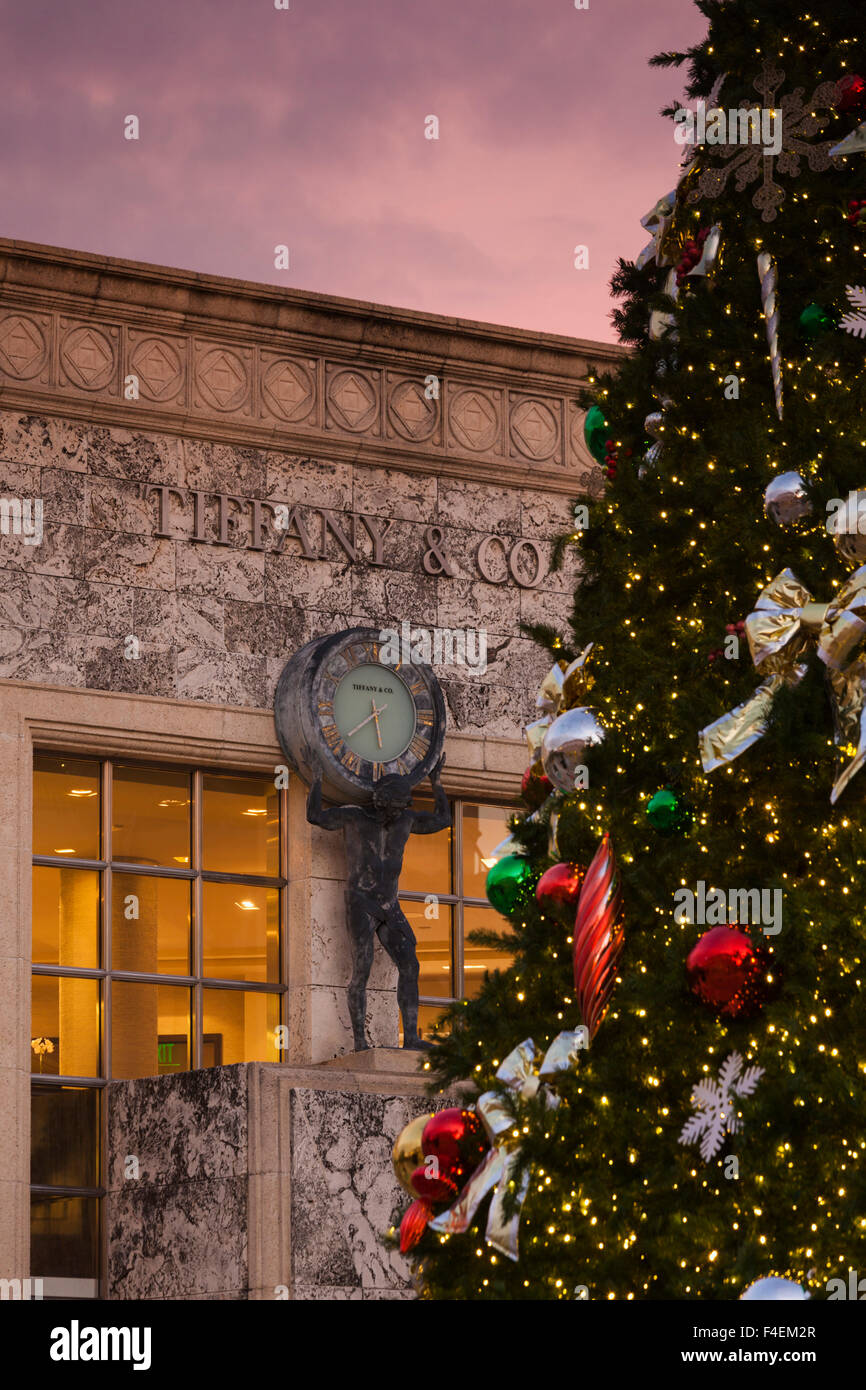 Tiffany und gesellschaft -Fotos und -Bildmaterial in hoher Auflösung ...
