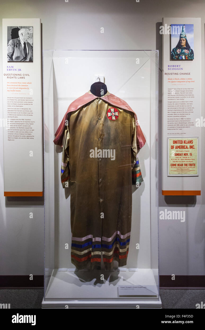 Charlotte, North Carolina, Levine Museum of the New South Gewand von Robert Scoggins, Grand ...