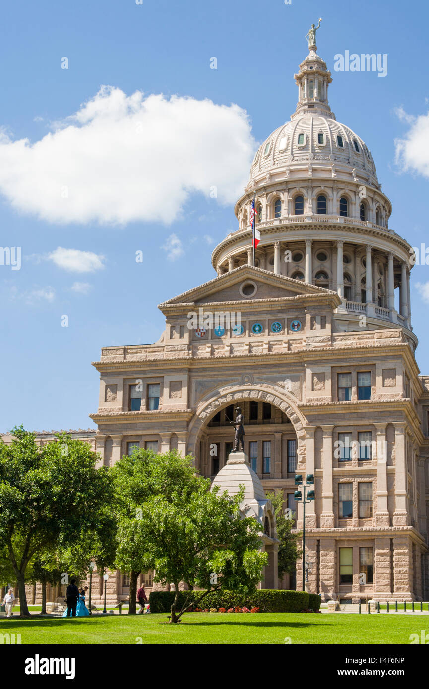 USA, Austin, Texas, Capitol Building (1888). Helden des Alamo Designers ...