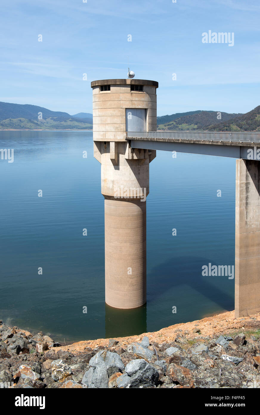 Blowering Dam Stockfotos und -bilder Kaufen - Alamy