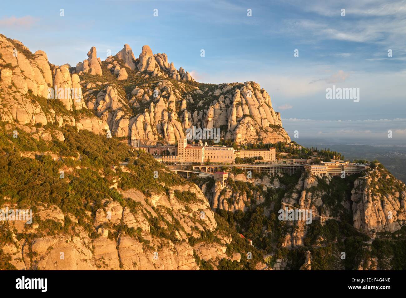 Monestir santa maria de montserrat -Fotos und -Bildmaterial in hoher ...