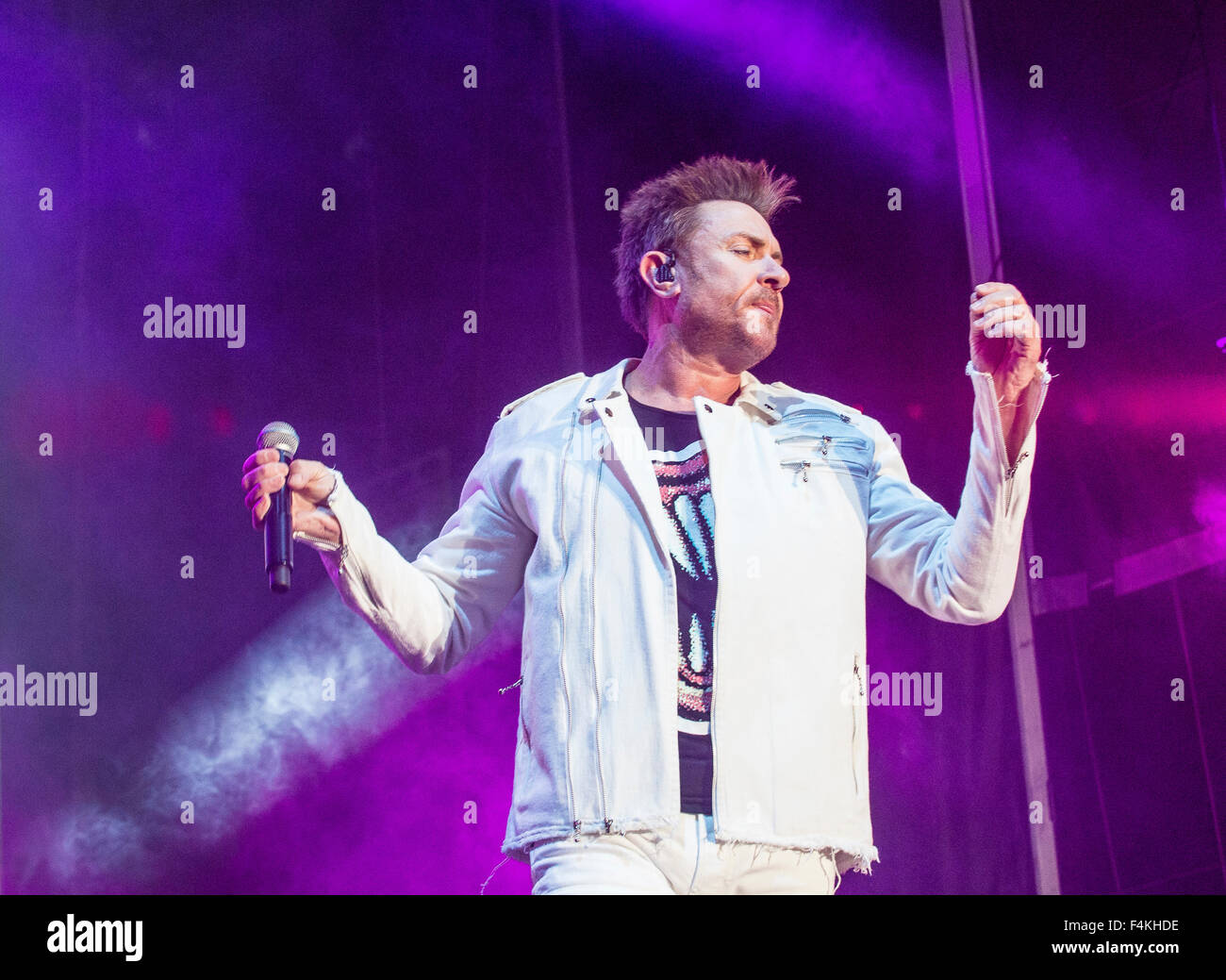 Musician simon lebon duran duran -Fotos und -Bildmaterial in hoher ...