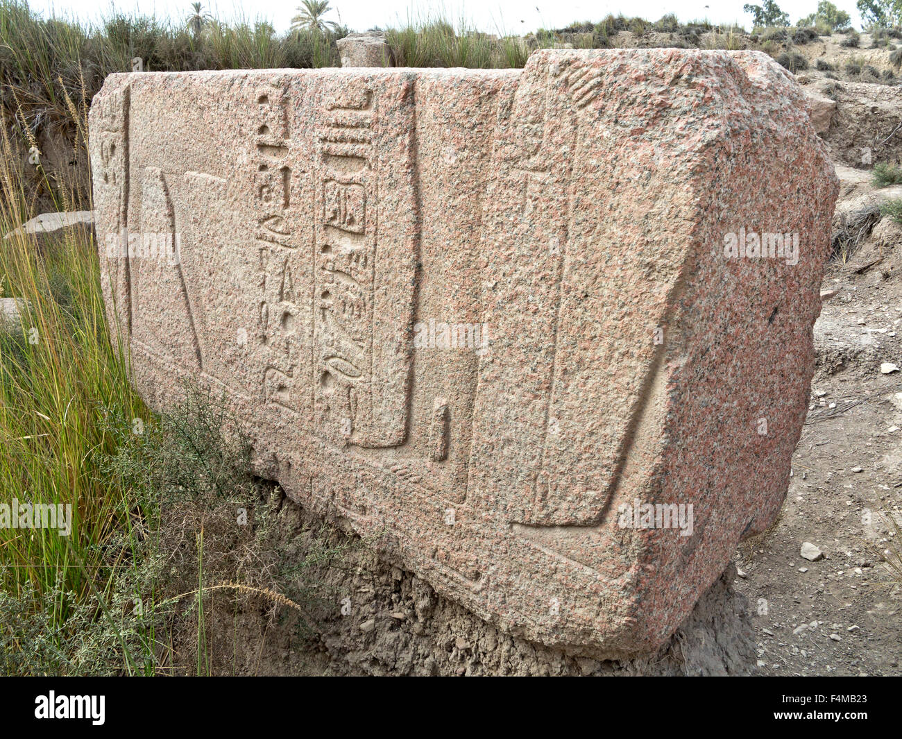 Tell basta -Fotos und -Bildmaterial in hoher Auflösung – Alamy