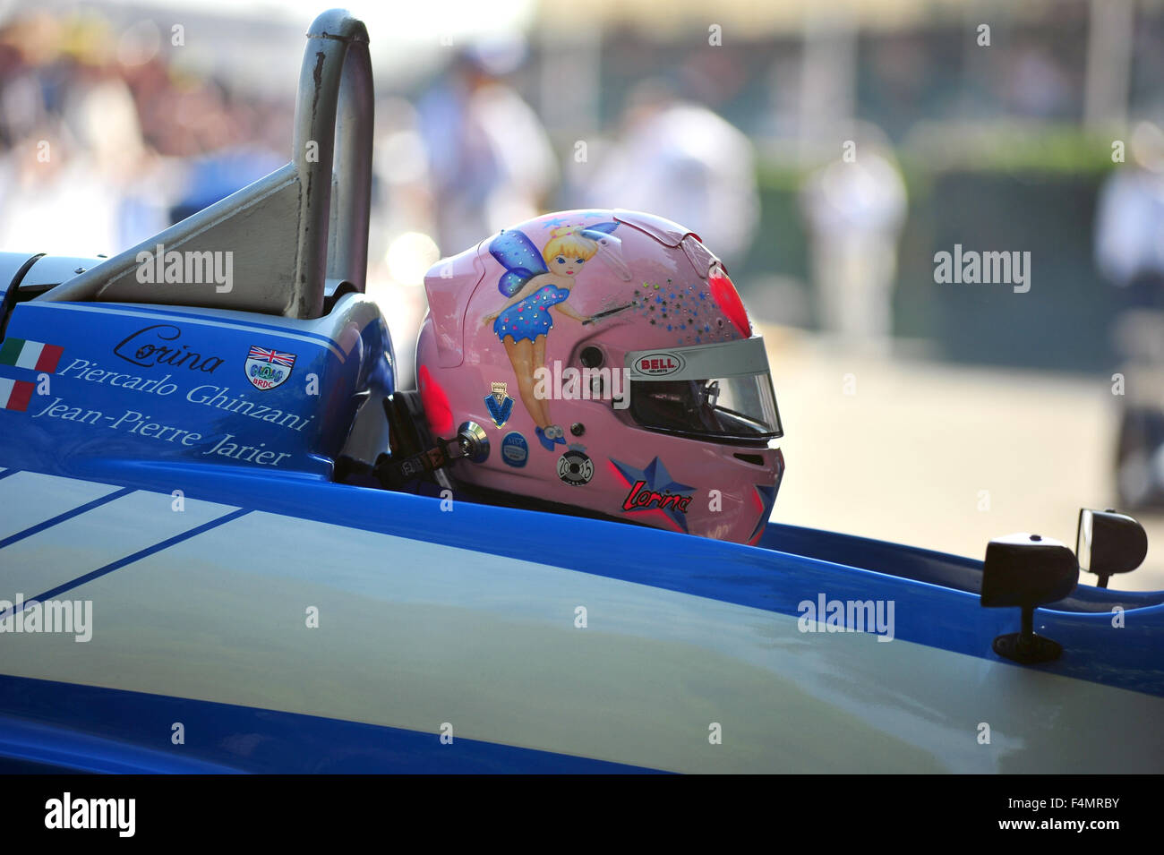 Racing helmet -Fotos und -Bildmaterial in hoher Auflösung – Alamy