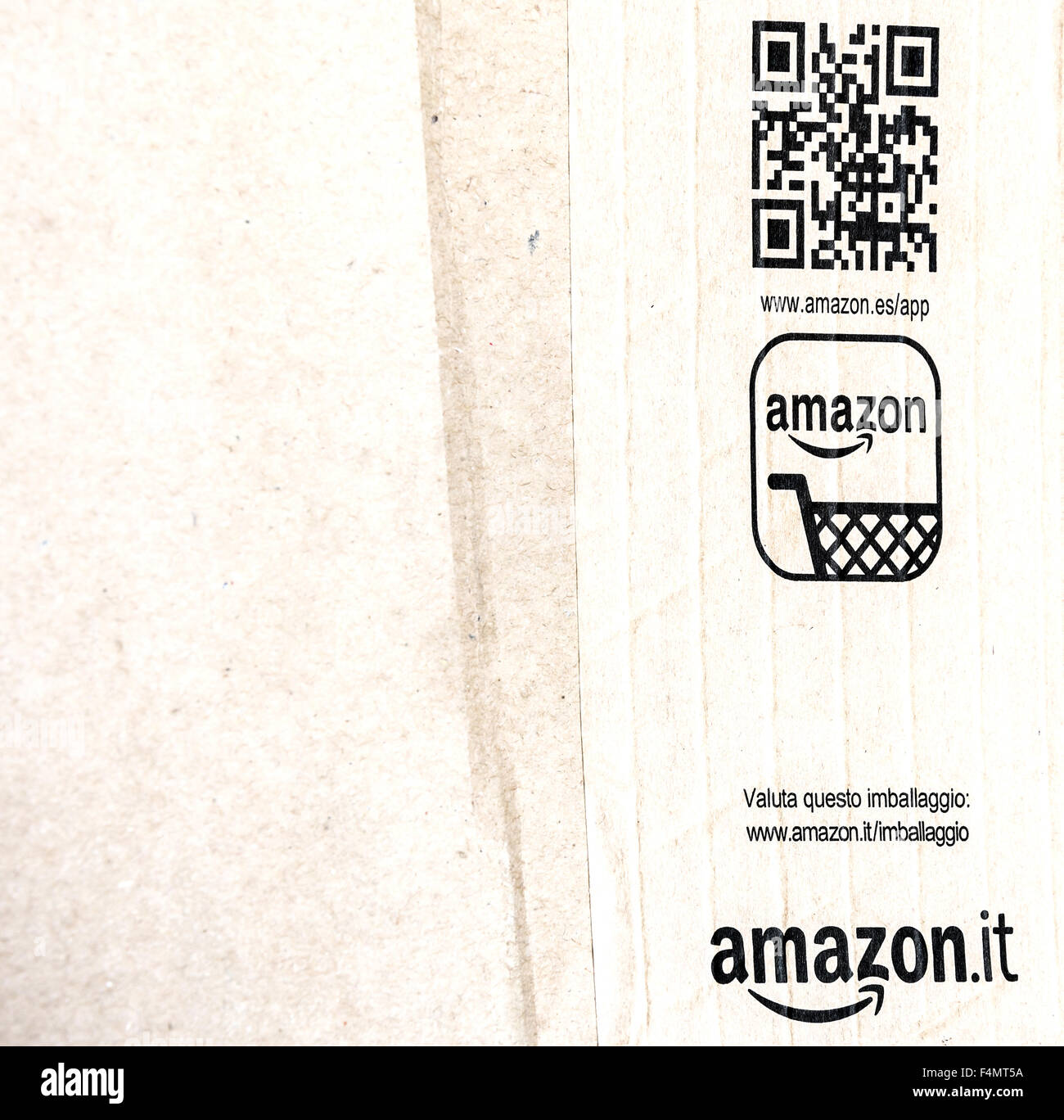 Amazon paket geliefert -Fotos und -Bildmaterial in hoher Auflösung – Alamy