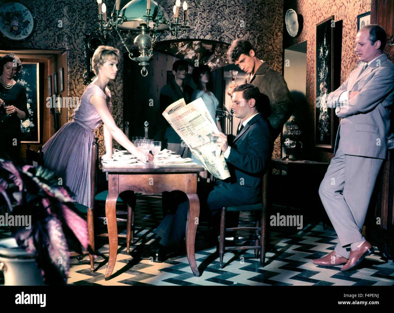 Madeleine Robinson, Jeanne Valerie, Mario David, Bernadette Lafont ...