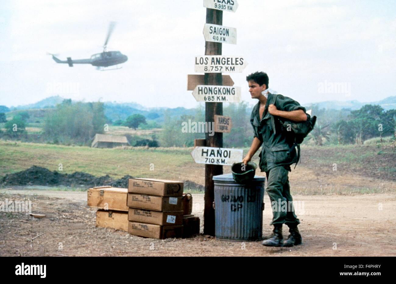 Platoon Movie And Charlie Sheen Stockfotos und -bilder Kaufen - Alamy