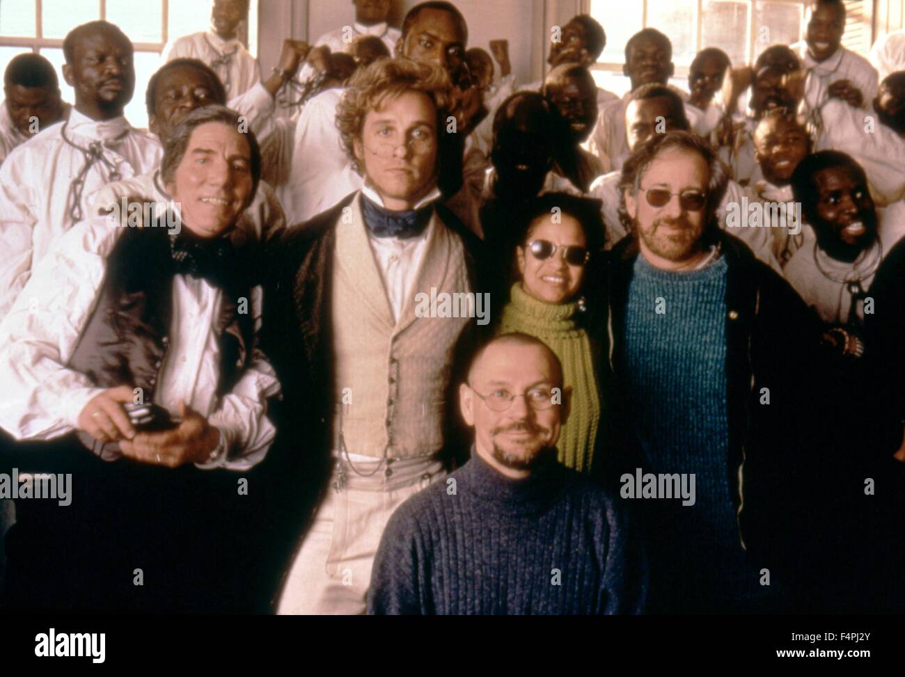 Pete Postlethwaite, Matthew McConaughey, Debbie Allen, Steven Spielberg ...