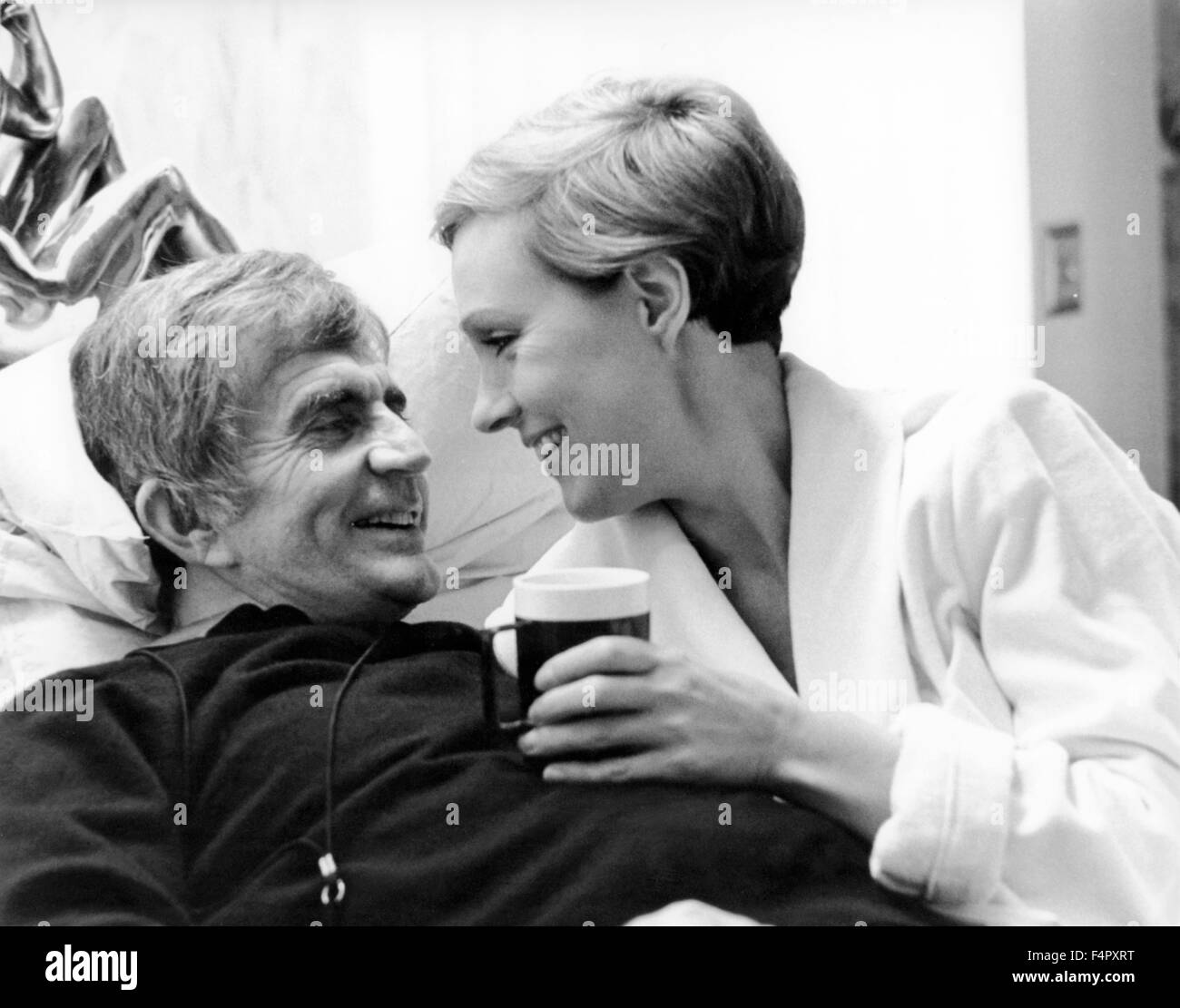 Am Set, Blake Edwards (Regisseur) mit Julie Andrews / Victor Victoria ...