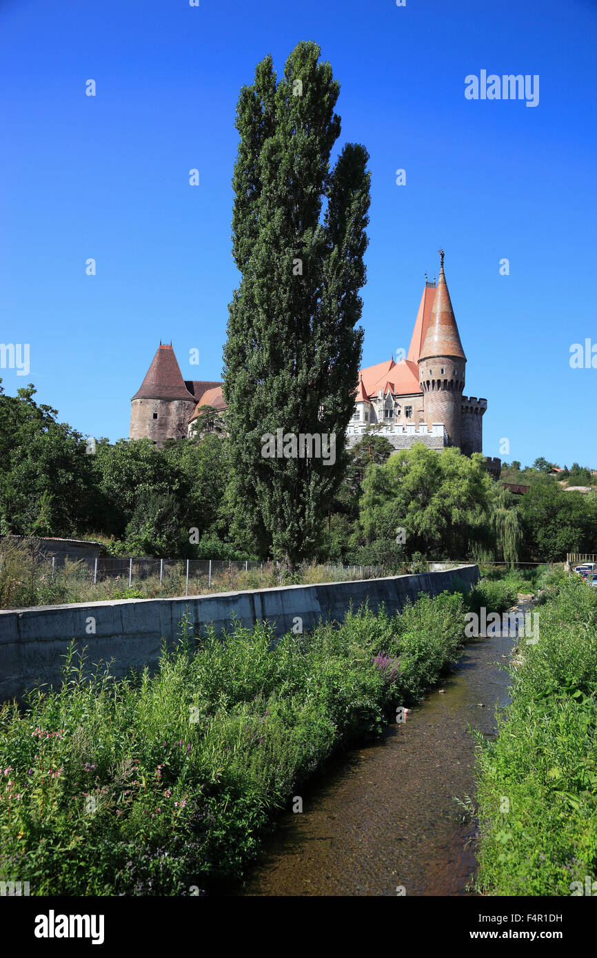 Burg hunedoara -Fotos und -Bildmaterial in hoher Auflösung – Alamy
