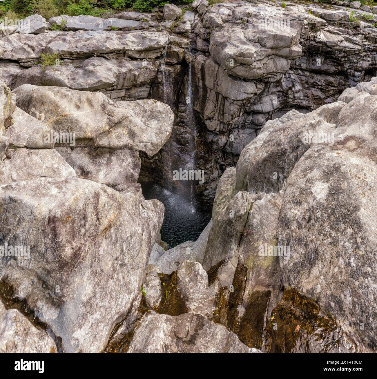 Tegna wasser -Fotos und -Bildmaterial in hoher Auflösung – Alamy