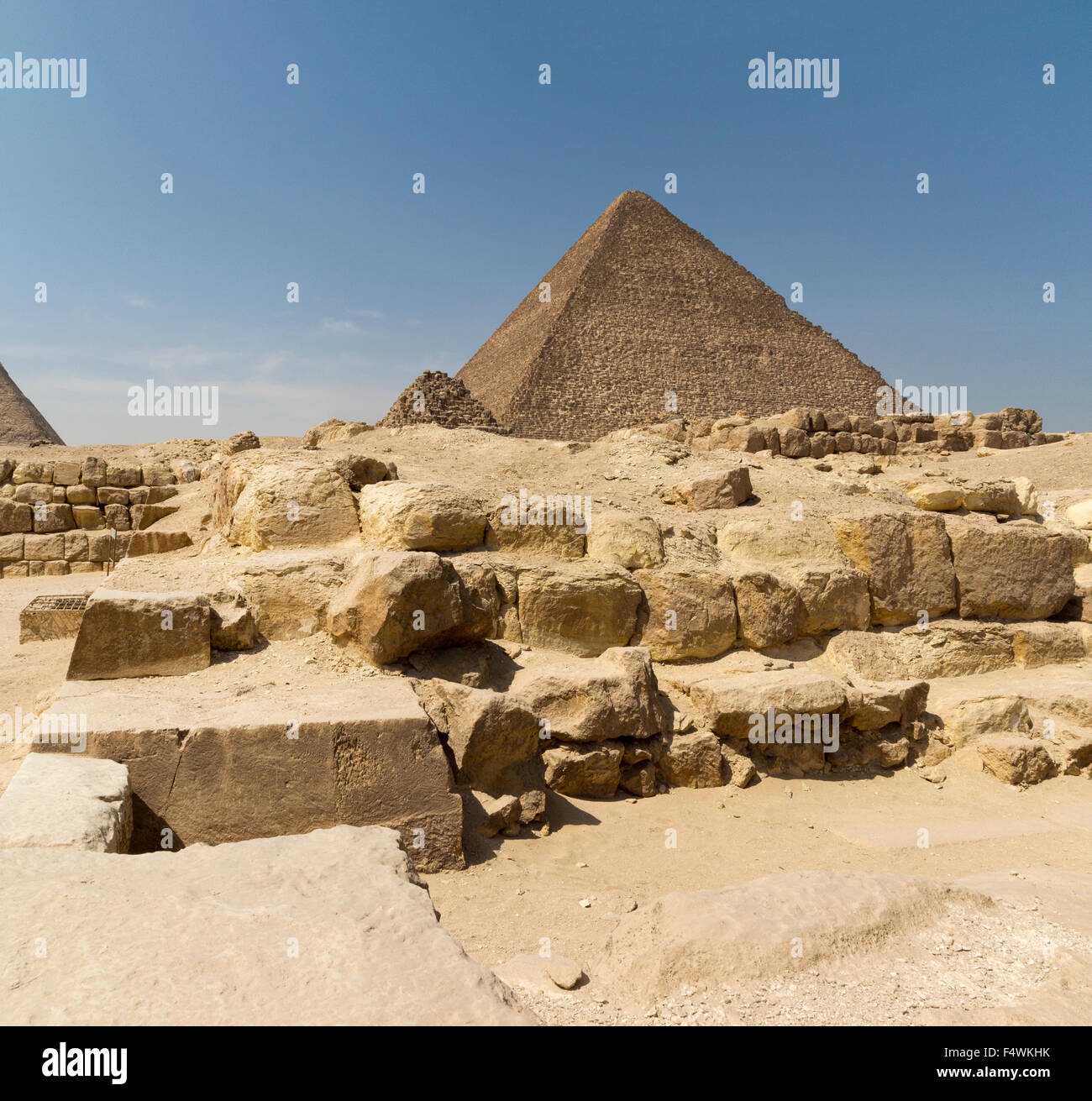 Blick von den pyramiden -Fotos und -Bildmaterial in hoher Auflösung – Alamy