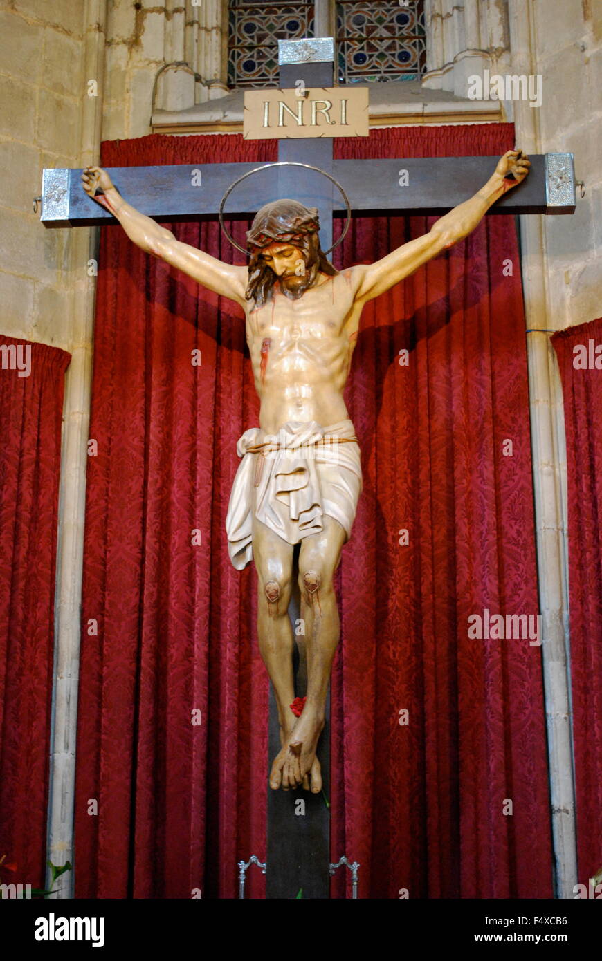 Innenraum mit statue von jesus christus -Fotos und -Bildmaterial in hoher Auflösung – Alamy