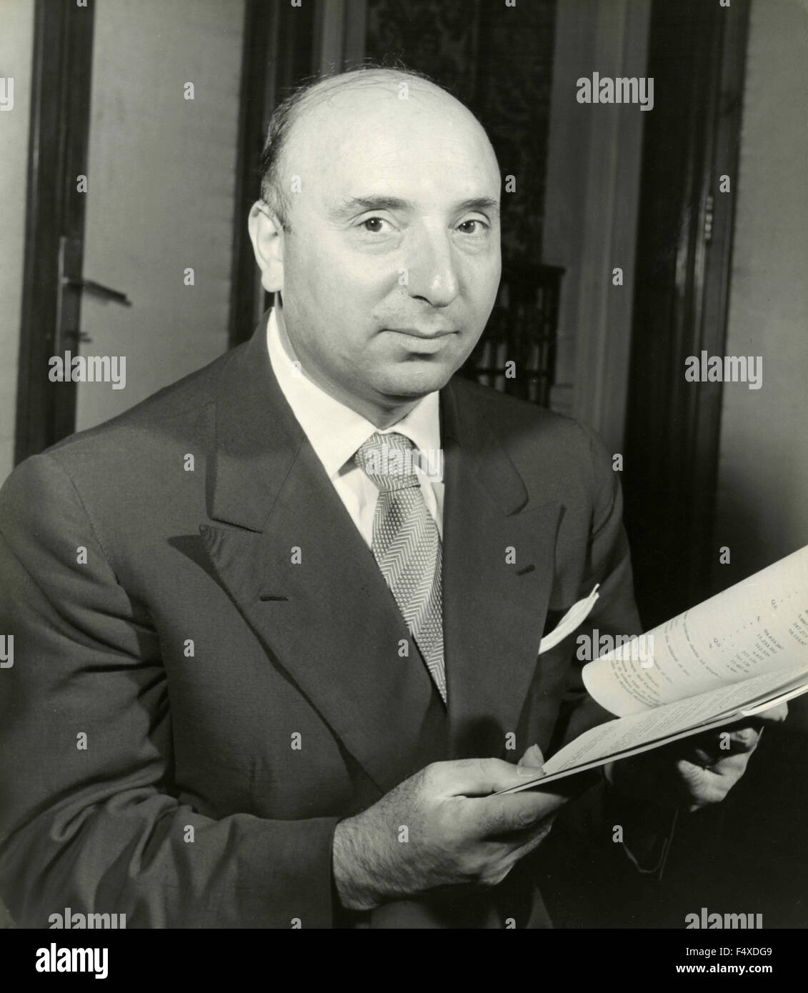 Der italienische Politiker Mario Scelba Stockfotografie - Alamy