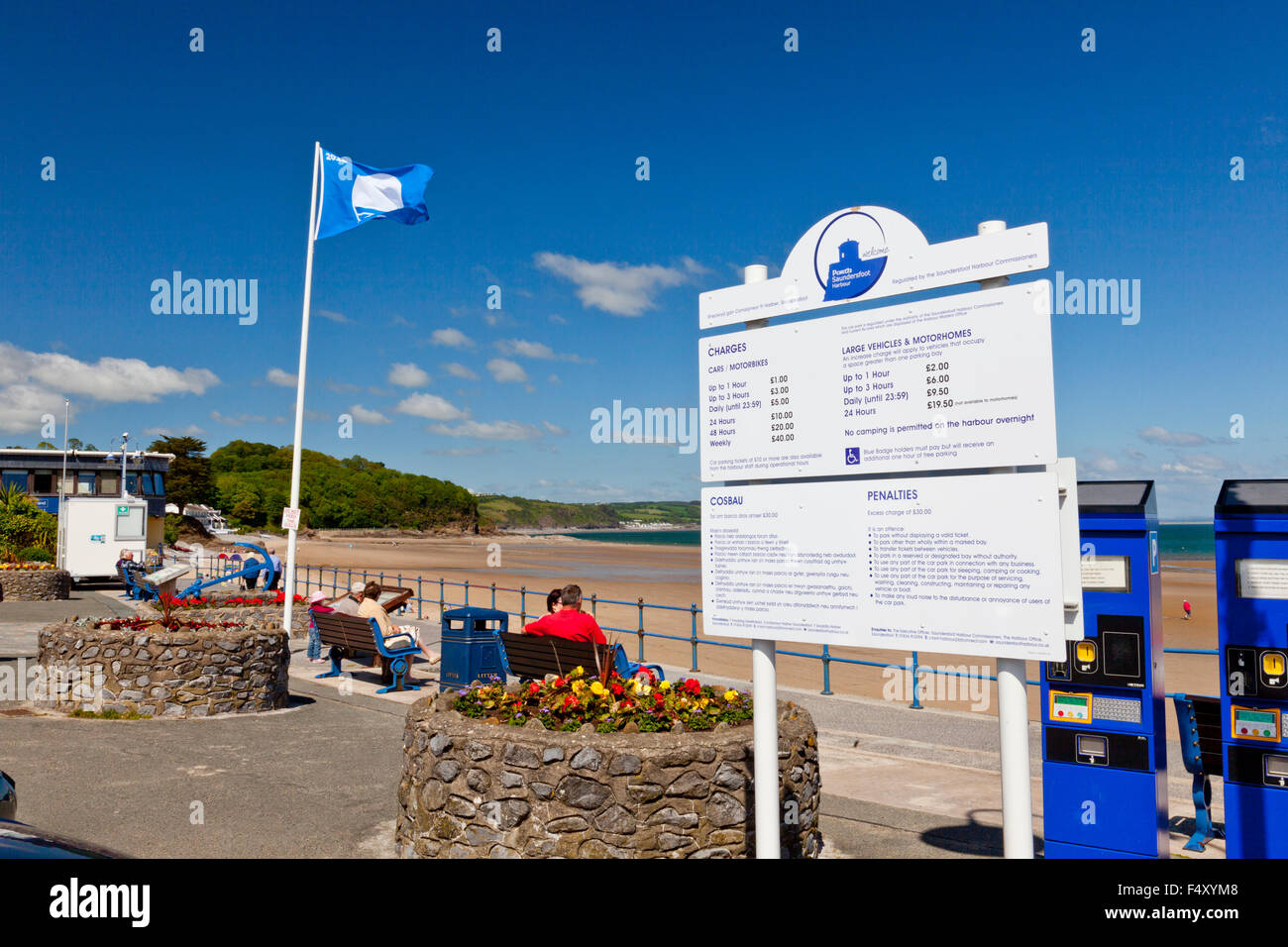 Blaue saundersfoot flagge -Fotos und -Bildmaterial in hoher Auflösung – Alamy
