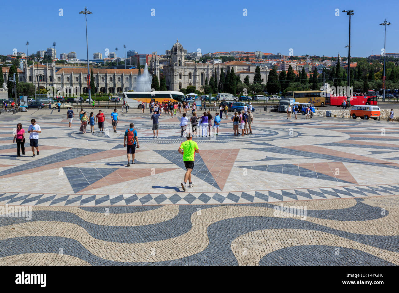 Belem portugal compass -Fotos und -Bildmaterial in hoher Auflösung – Alamy