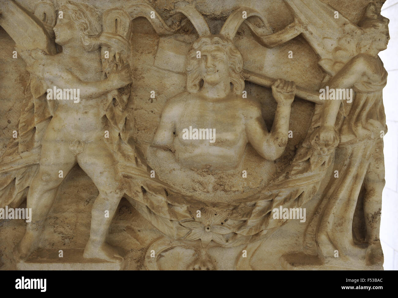 Garland Sarkophag. Marmor. Tel Mevorah. Römerzeit, 3. Jahrhundert CE ...