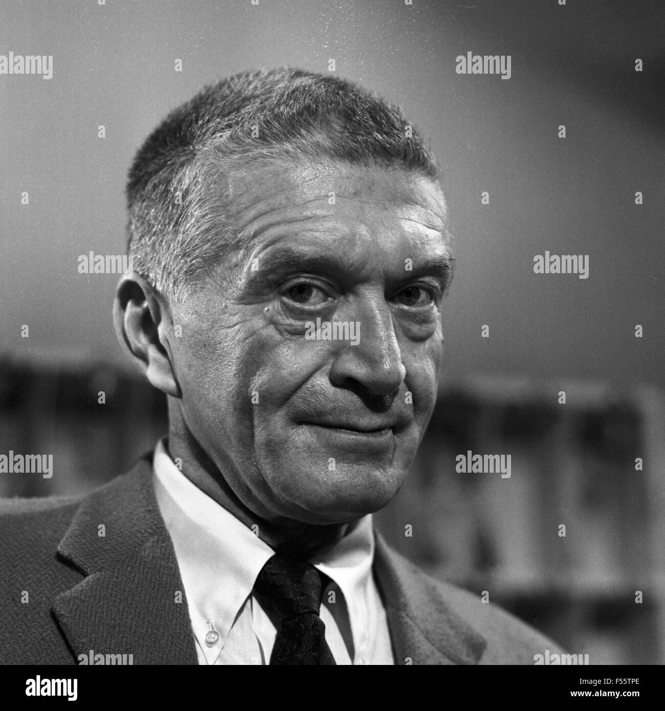 Ein Sarg Für Mr Holloway, Fernsehfilm, Deutschland 1968, Regie: Harald ...