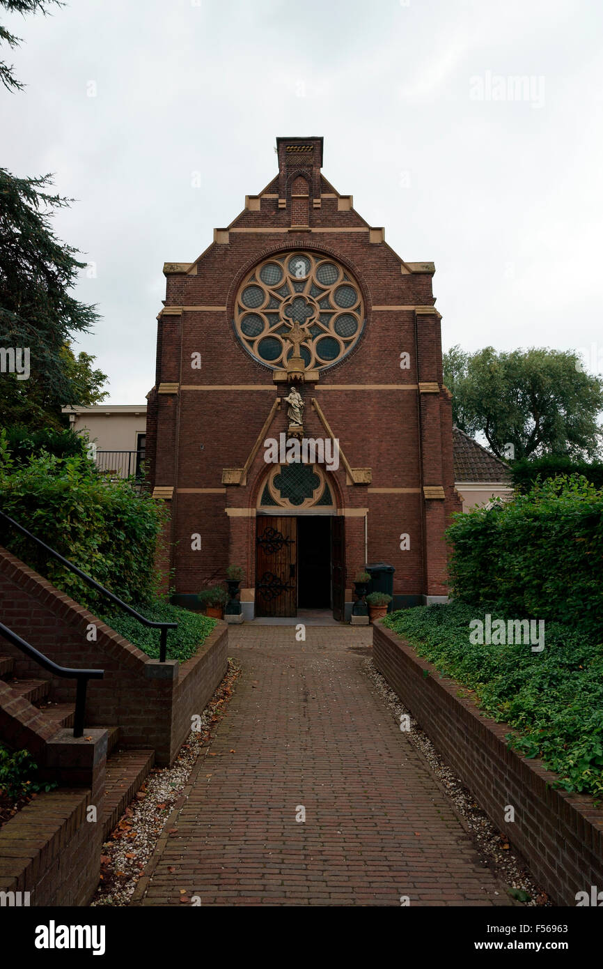 ZIJLPOORT KIRCHE FRIEDHOF WO VINCENT VAN GOGH MUTTER BEGRABEN LIEGT ...