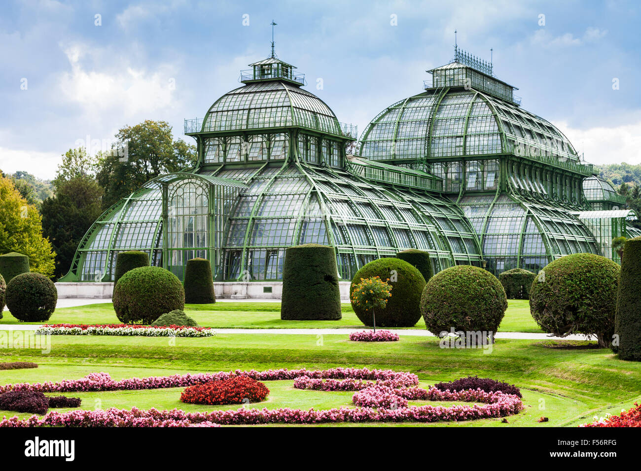 Reisen Sie nach Vienna City - Palmenhaus, grosses Gewächs im Garten von ...