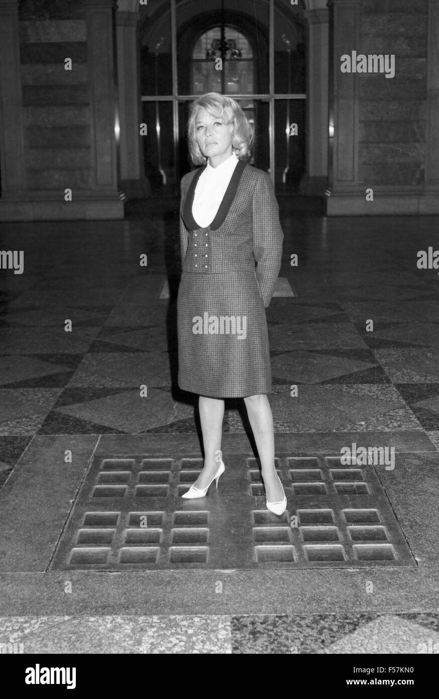 Deutsche Plant und Chansonsängerin Mady Rahl, Deutschland 1960er Jahre ...