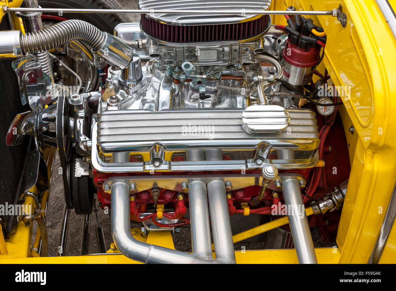 Oldtimer motor -Fotos und -Bildmaterial in hoher Auflösung – Alamy