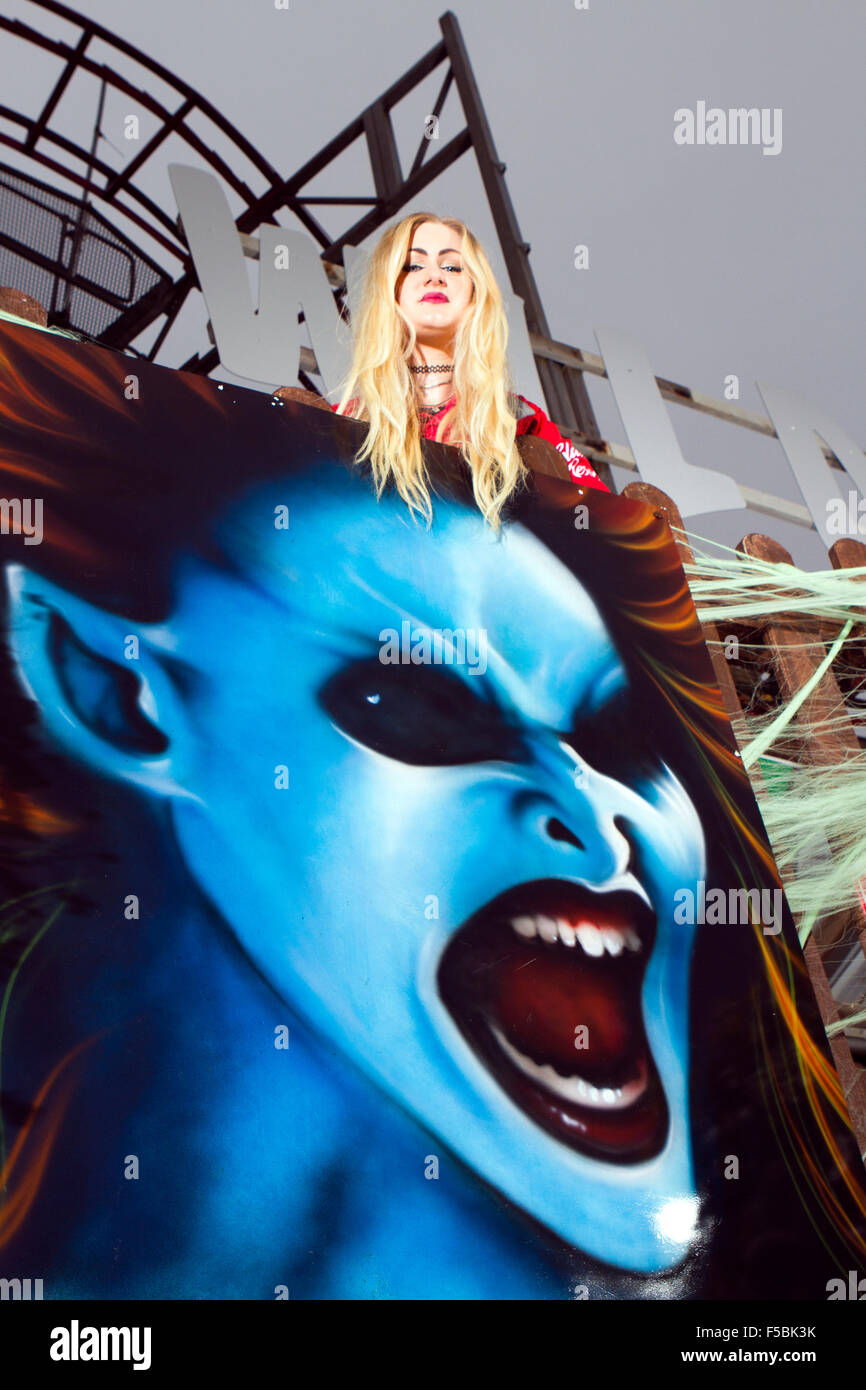 Scream mask 1 -Fotos und -Bildmaterial in hoher Auflösung – Alamy