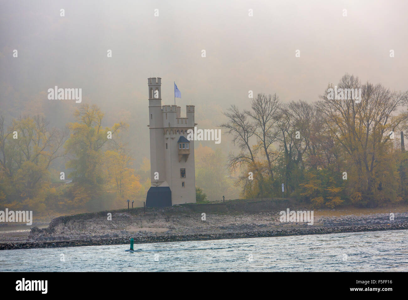 Maus-Turm, ein Aussichtsturm auf einer Insel im Rhein, Bingen ...