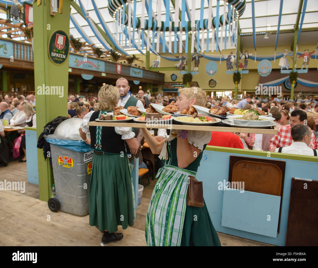 Kellner deutschland -Fotos und -Bildmaterial in hoher Auflösung – Alamy