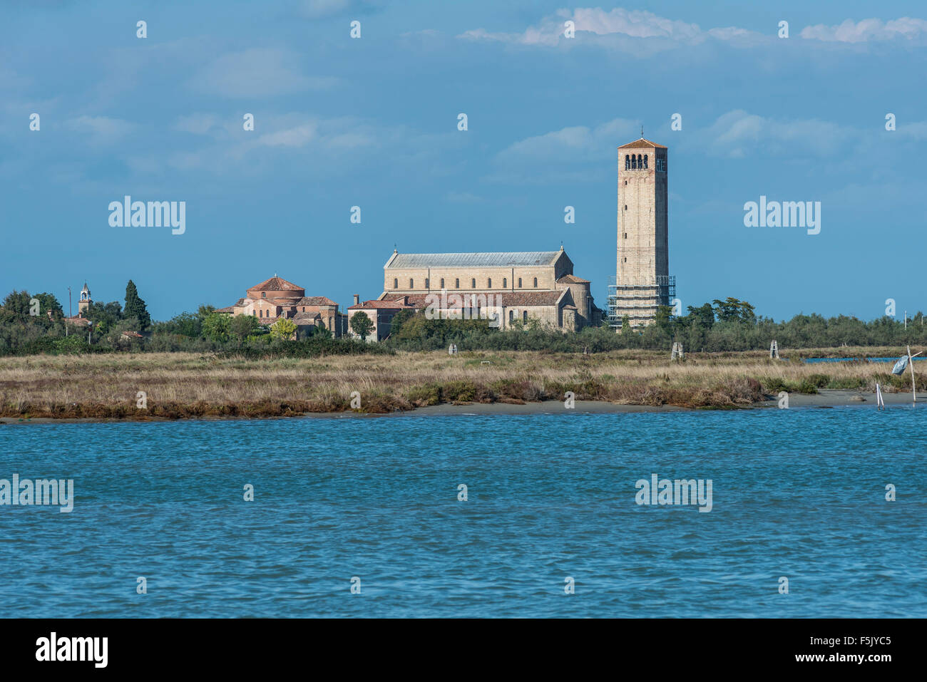 Basilika Santa Maria Assunta, Santa Fosca Kirche links, Insel Torcello ...