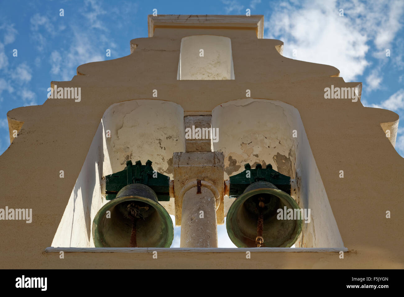 Glocken im Glockenturm, Kloster von Panagia Theotokos Tis ...