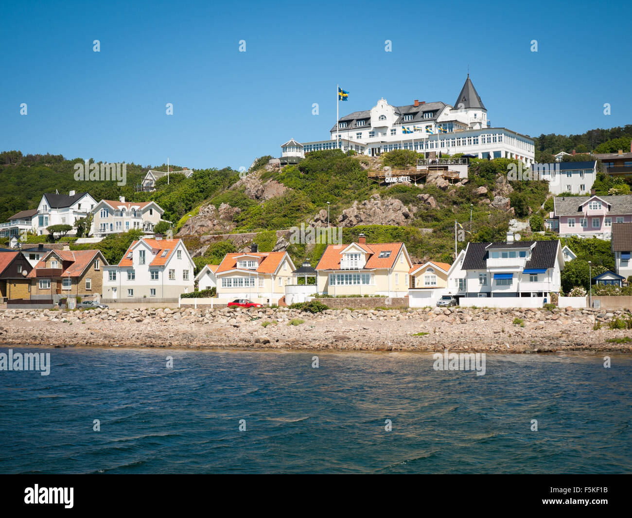 Ein Blick auf das Grand Hôtel Mölle und Seaside Resort Stadt von Mölle ...